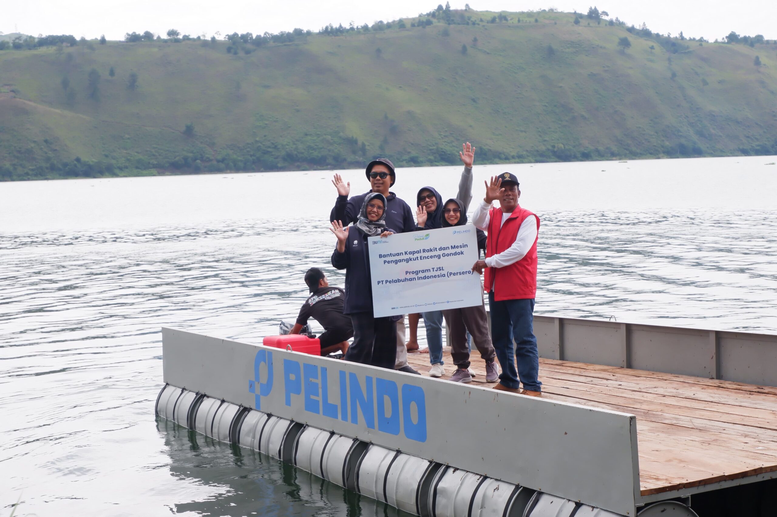Pelindo Berikan Bantuan Satu Kapal Rakit – Ocean Week